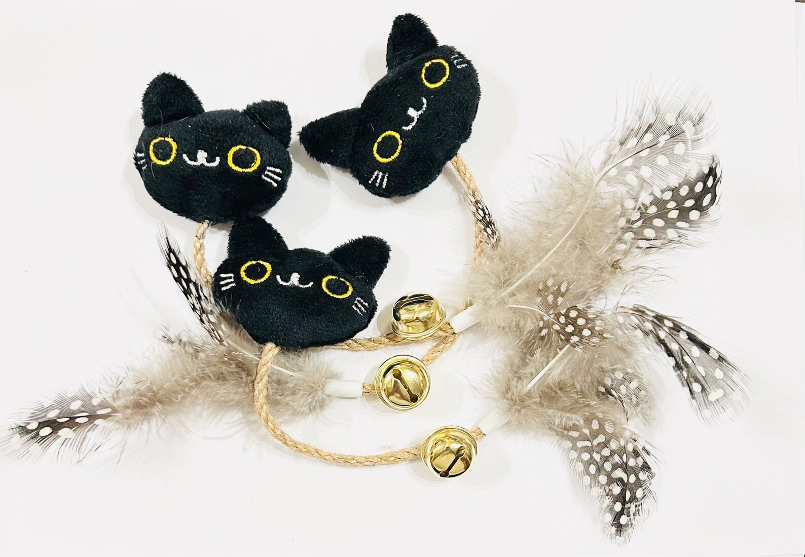 Igračka za mačke „Crna maca“ – Classy Vibe